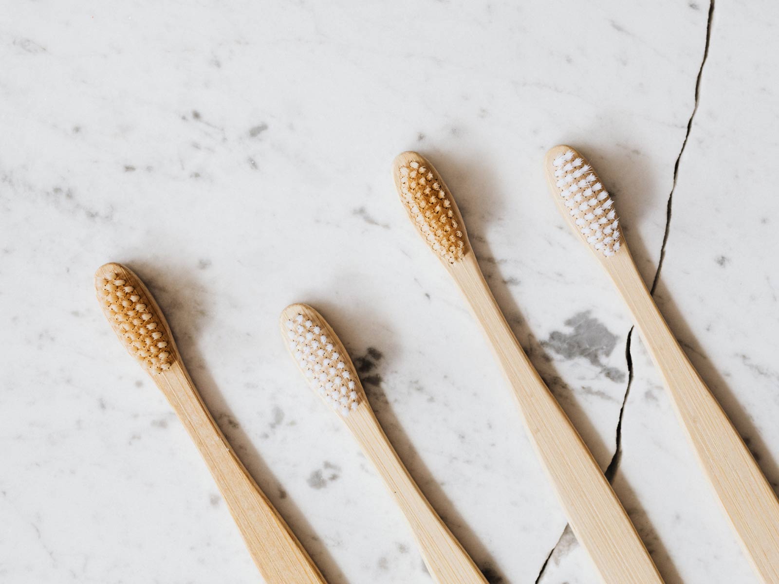 Bamboo toothbrush - masterguitar.com.br